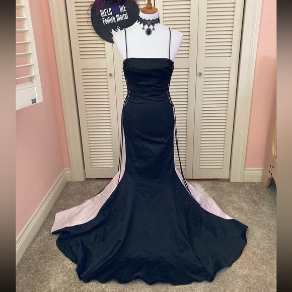 Vintage | Dresses | Vintage Gothic Grunge Black And Pink Prom Gown ...
